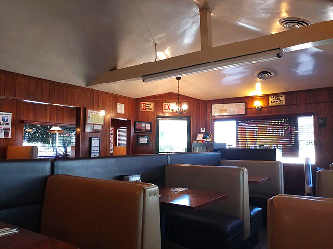 No fancy frills, just the essentials for proper BBQ enjoyment. These booths have witnessed countless sauce-stained smiles over the decades.