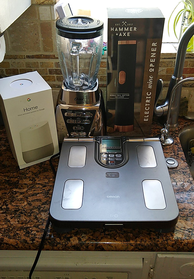 Kitchen gadget graveyard or culinary opportunity? One shopper's abandoned blender becomes another's smoothie revolution at prices that won't juice your wallet.
