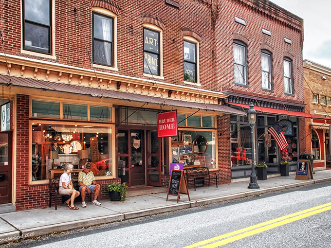 Berlin's boutiques and galleries line Main Street with inviting displays, where shoppers can take a breather on sidewalk benches between discoveries.