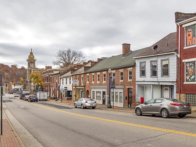 Fall in Lisbon paints the town in amber and gold. The courthouse clock tower keeps watch, as it has for generations of unhurried Ohioans.
