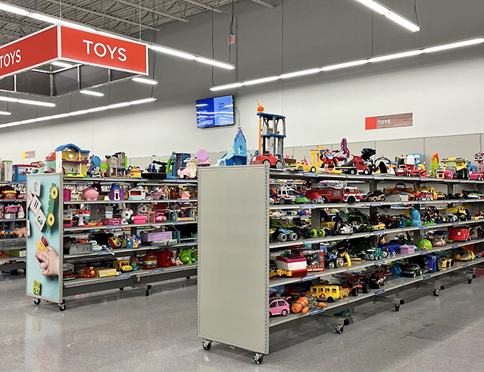 Toy story indeed! These shelves of pre-loved playthings remind us that joy doesn't require original packaging or batteries included.
