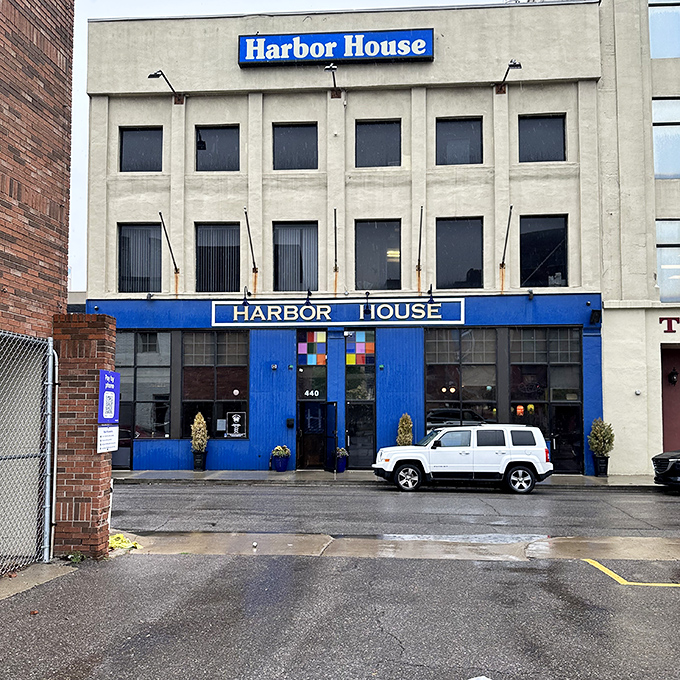 Harbor House's striking blue exterior stands tall in Detroit, like a maritime flag signaling "Fresh seafood ahead!"