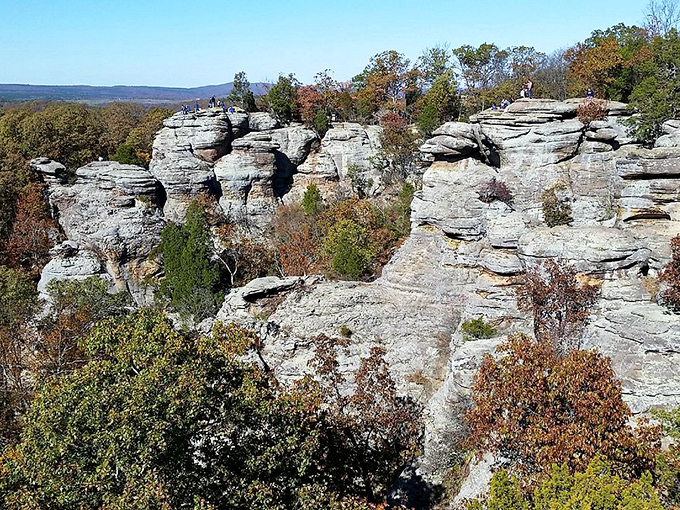 Endless horizons and towering sandstone &mdash; Harrisburg&rsquo;s gateway to natural wonder.