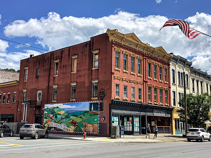 Colorful storefronts that make downtown feel like a movie set. Just add a parade and you've got Americana perfected.