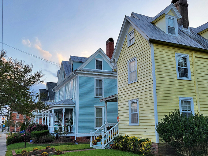 New Bern's colorful Victorian houses are like a box of crayons that decided to become architecture.
