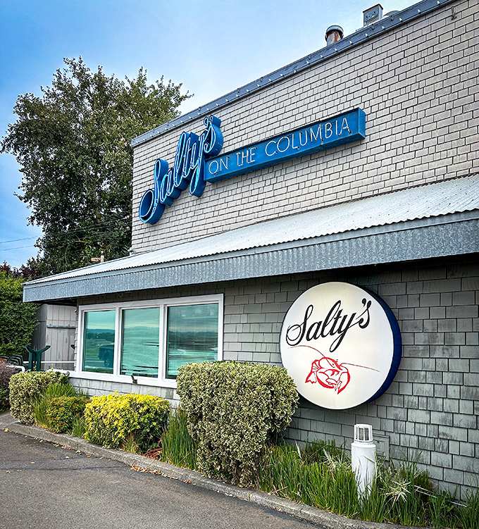 Columbia River views and Mount Hood majesty prove great seafood travels well inland.