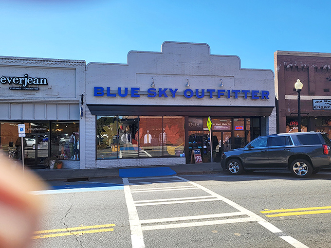 Blue Sky indeed&mdash;Cartersville's affordable storefronts promise clear financial weather for budget-conscious retirees.