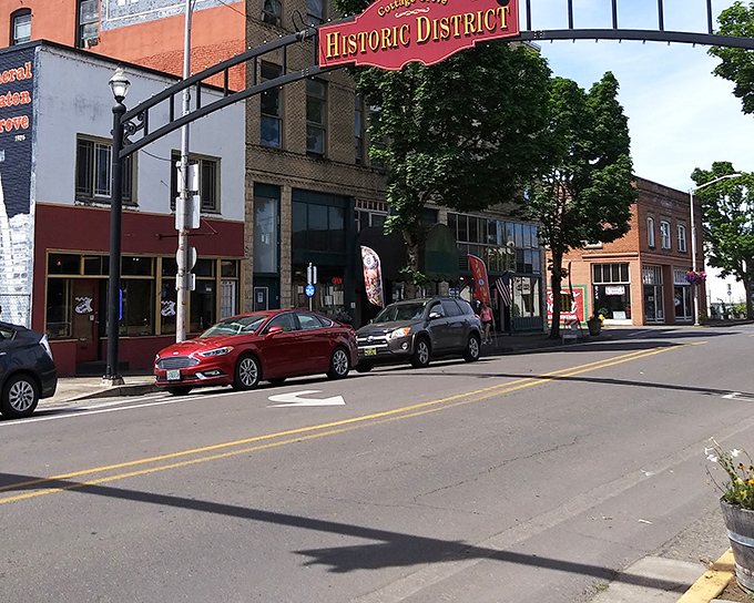 Tree-canopied streets in Cottage Grove create natural air conditioning and a peaceful atmosphere that money can't buy elsewhere. 