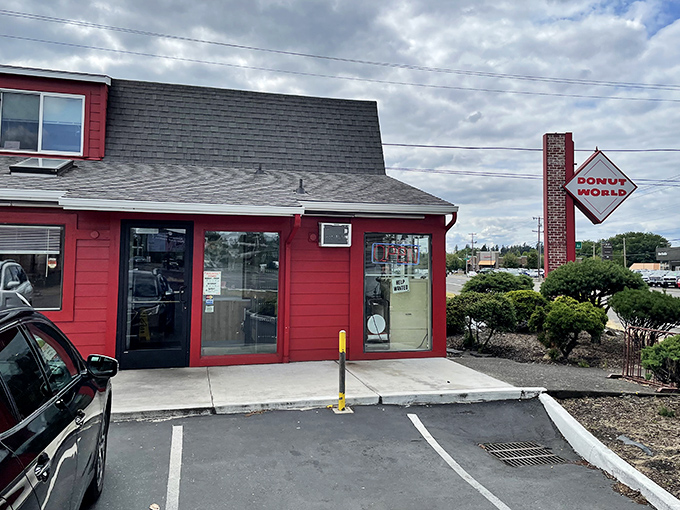 This bright red Gresham landmark houses simple donut perfection that locals have treasured for years.