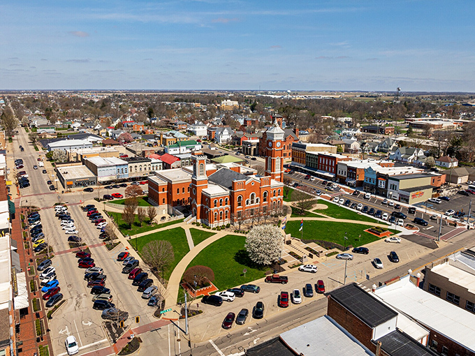 Sunshine illuminates Greensburg's historic downtown, where shopping and dining prices remain refreshingly down-to-earth. Small town, small bills!