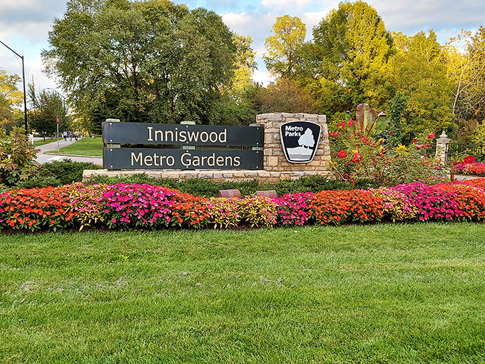 Inniswood Gardens: Where flowers paint the landscape in vibrant hues. This Westerville oasis welcomes visitors to a botanical wonderland.