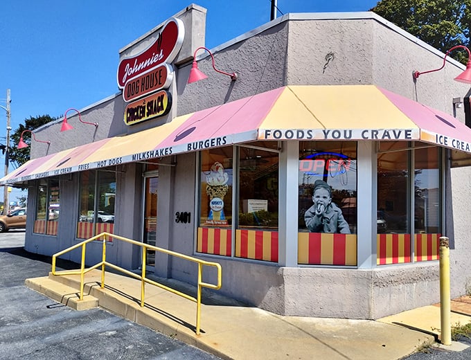 The vintage diner aesthetic promises food that tastes like the good old days never left.