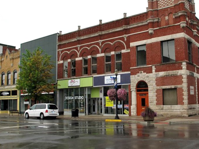 Classic Indiana courthouse architecture stands proud amid a city that's mastered the art of reinvention. 
