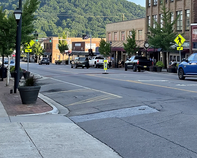These quiet streets provide front-row seats to nature's daily show, from sunrise to spectacular sunset. 