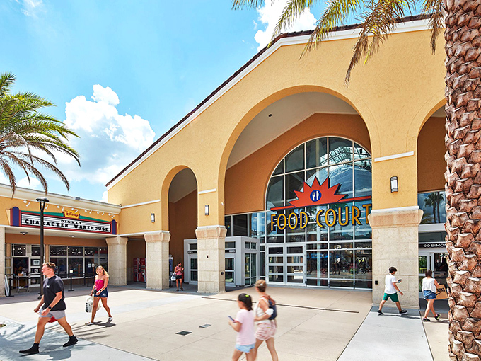 Food court views that make your lunch break feel like dining al fresco in Italy – sort of.