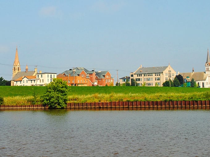 Where rivers meet lake, Two Rivers offers retirees the perfect confluence of affordability and natural beauty.