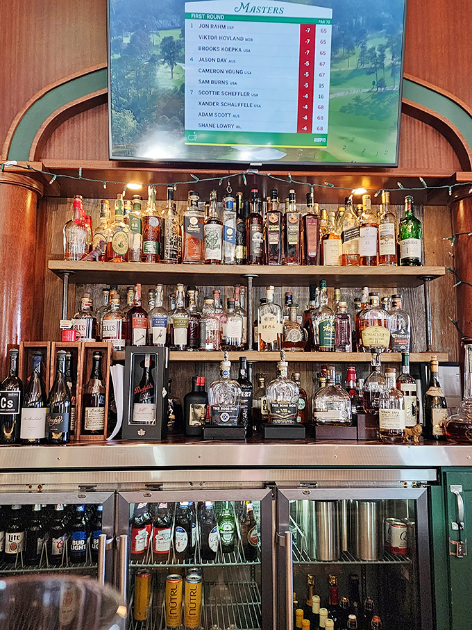 Behind every great restaurant is a great bar, and Oak's impressive spirits collection suggests they take their liquid offerings as seriously as their food.