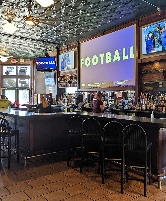 Game day at the bar is a religious experience, with multiple screens ensuring you won't miss a moment while the impressive tap selection keeps spirits high regardless of the score.