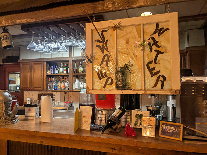 The bar area&mdash;where "just one drink" turns into three hours of seafood stories and Delaware camaraderie.