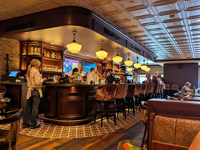 A bar that strikes the perfect balance between "Texas saloon" and "sophisticated steakhouse"&mdash;where bourbon meets refinement.