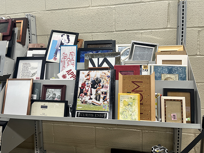 A gallery wall waiting to happen. These frames have held memories before and are ready for an encore in your hallway.