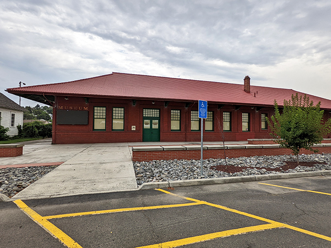 The Heritage Station Museum preserves Pendleton's railroad legacy in brick-red splendor. History buffs, your next obsession awaits.