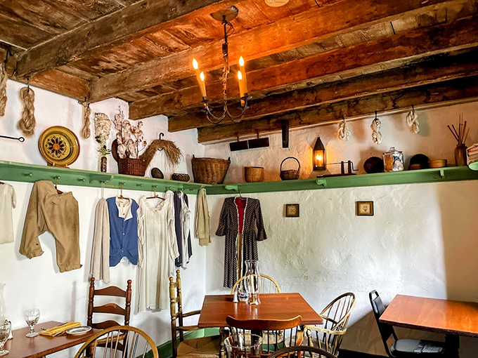 Not just decoration&mdash;these colonial garments and artifacts create an immersive dining experience where you can almost hear the whispers of revolutionary plans.