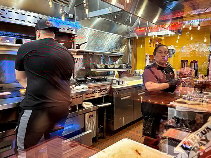 The kitchen crew works with the synchronized precision of a well-rehearsed band &ndash; every plate a platinum hit.