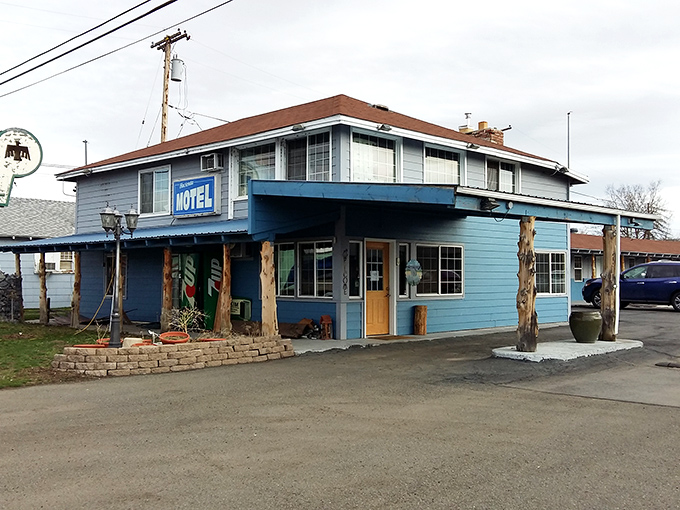 This blue motel doesn't need a fancy name to offer a good night's sleep. Affordable lodging with a side of nostalgia.