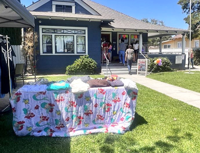 When the shopping spills onto the lawn, you know you've found a place that's serious about giving clothes a second chance at fashion glory.