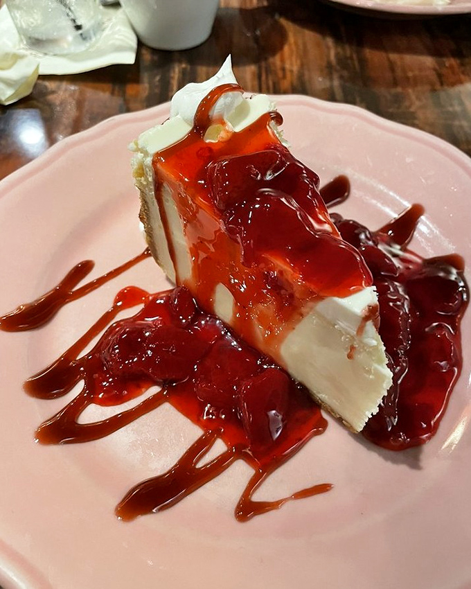 Cheesecake draped in strawberry sauce &ndash; the kind of dessert that makes you postpone tomorrow's diet indefinitely.