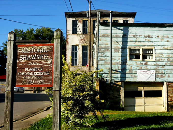 "Historic Shawnee" isn't just a sign – it's an understatement. This town has been on the National Register since 1976 for good reason.