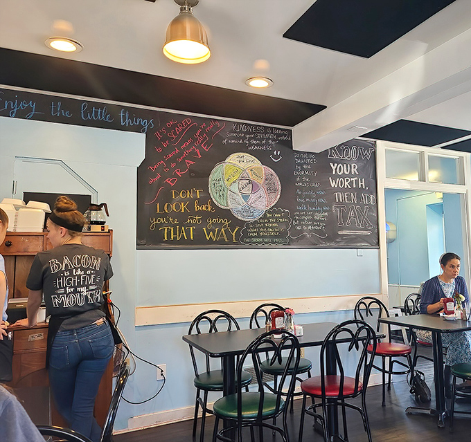 The staff's t-shirt says it all: "Bacon is the high-five for your mouth." Truer words have never been printed on cotton.