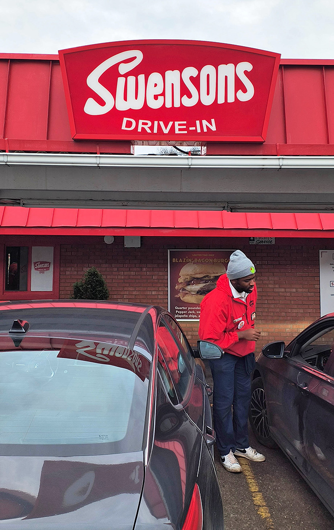 The curb hop sprints between cars with the urgency of an Olympic athlete&mdash;because great burgers wait for no one.