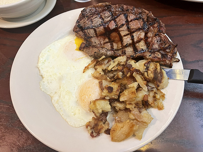 Steak and eggs&mdash;the breakfast of champions or the dinner of geniuses. Either way, it's protein perfection on a plate.