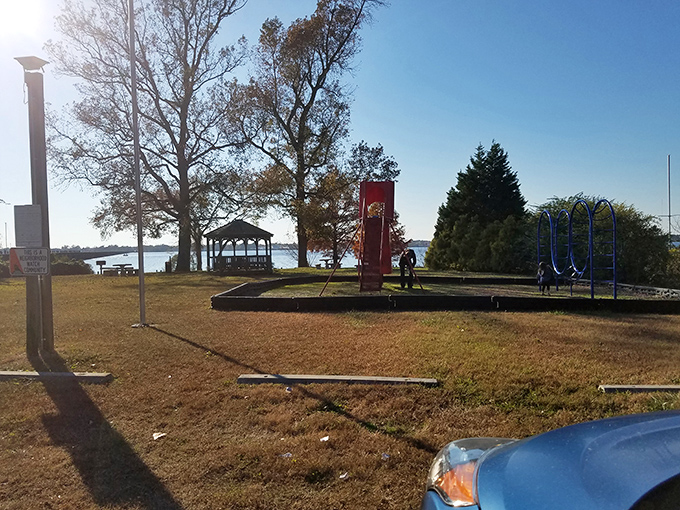 Waterfront parks in New Bern offer that perfect blend of serenity and recreation&mdash;where the biggest decision is whether to picnic or paddle.
