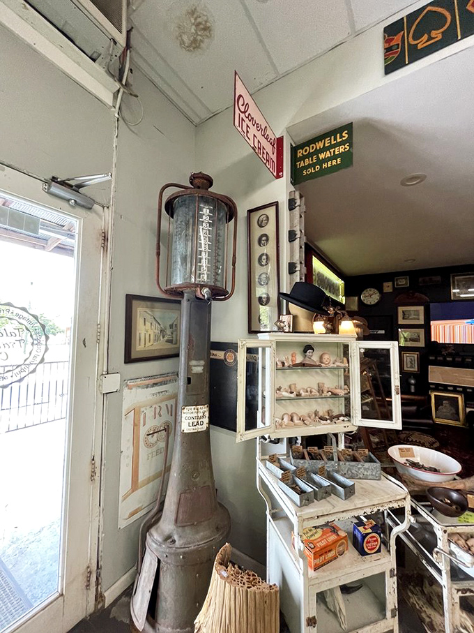 The "60 New Luxurious Rooms" sign hints at this building's previous life, now housing treasures instead of travelers.