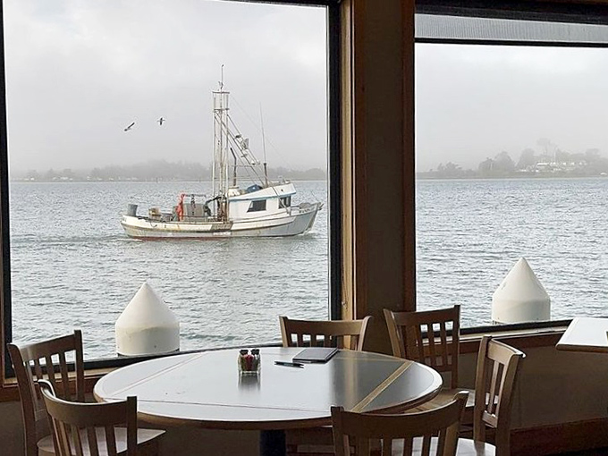 Dining with a view of working fishing boats&mdash;your lunch might have arrived on that very vessel just hours ago.