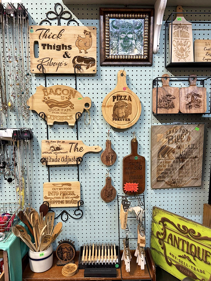 Kitchen wisdom carved into wood – where else can you find cutting boards that make you laugh while you chop? Cooking philosophy meets Appalachian craftsmanship.