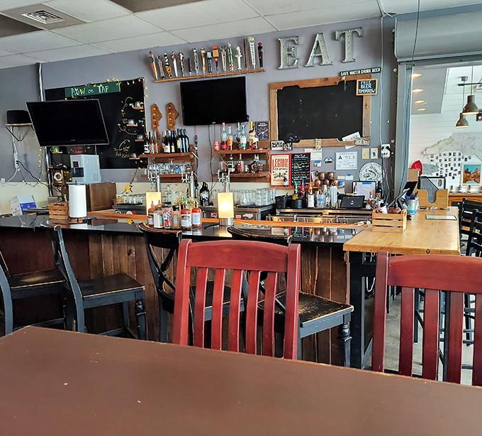 A bar that says "stay awhile" without having to say a word. The kind of place where strangers become friends over sauce-stained napkins.