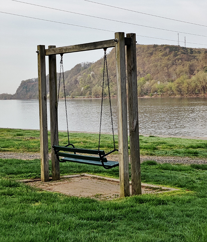 This riverside swing isn't just a seat&mdash;it's front-row tickets to nature's greatest show, with the river and Blue Hill as headliners.