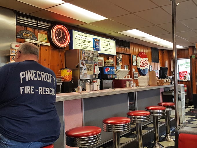 The classic diner layout hasn't changed because it doesn't need to&mdash;form following function with a side of nostalgia.