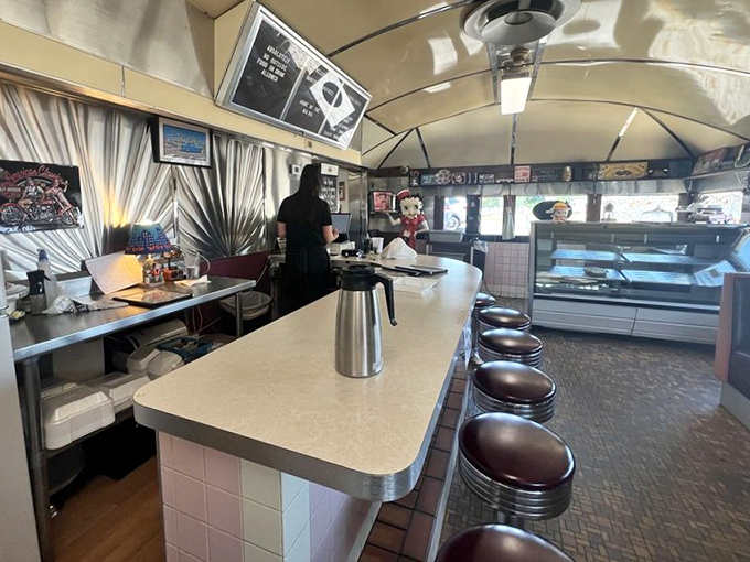 The counter seating offers front-row tickets to the best show in town&mdash;skilled short-order cooks turning ordinary ingredients into extraordinary comfort.