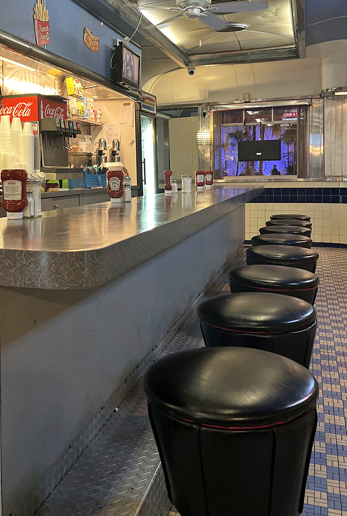 Counter seating: where solo diners become temporary neighbors and the coffee refills flow like conversation.