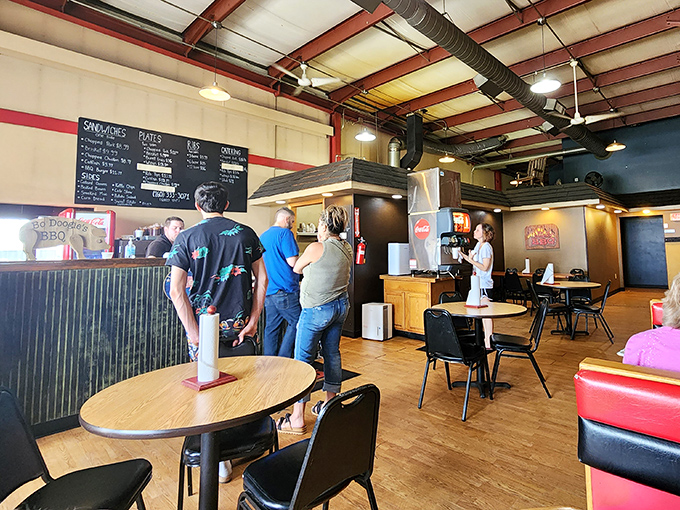 That ordering line tells you everything &ndash; where locals gather, good food follows.