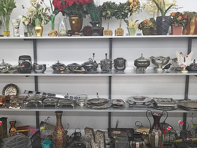 Home d&eacute;cor that tells stories from other homes. These conversation pieces are ready to spark new discussions in your living room. 