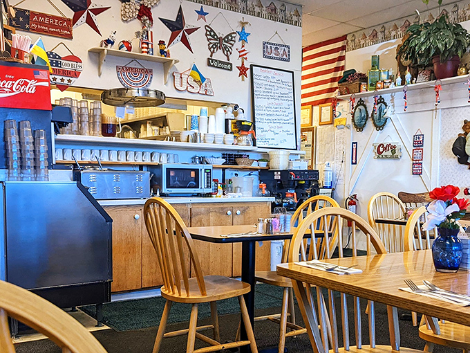 Patriotic decor that screams "America runs on breakfast!" Stars, stripes, and the promise of pancakes – what could be more inspiring?