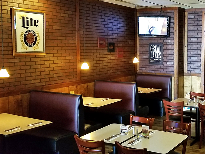 Comfortable booths where BBQ memories are made. These seats have witnessed countless "first bite" faces&mdash;that wide-eyed look of meaty revelation.