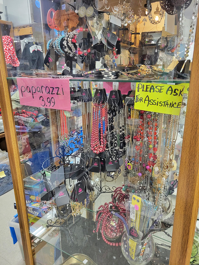 Paparazzi jewelry for $3.99 that makes you feel like a million bucks. Red carpet optional, compliments guaranteed.