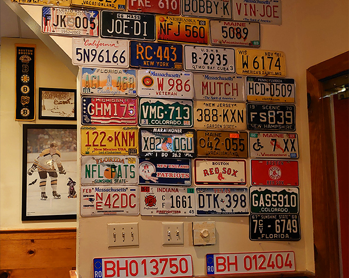 License plates from across America tell the story of pilgrims who've made the journey for these legendary clams and seafood treasures.